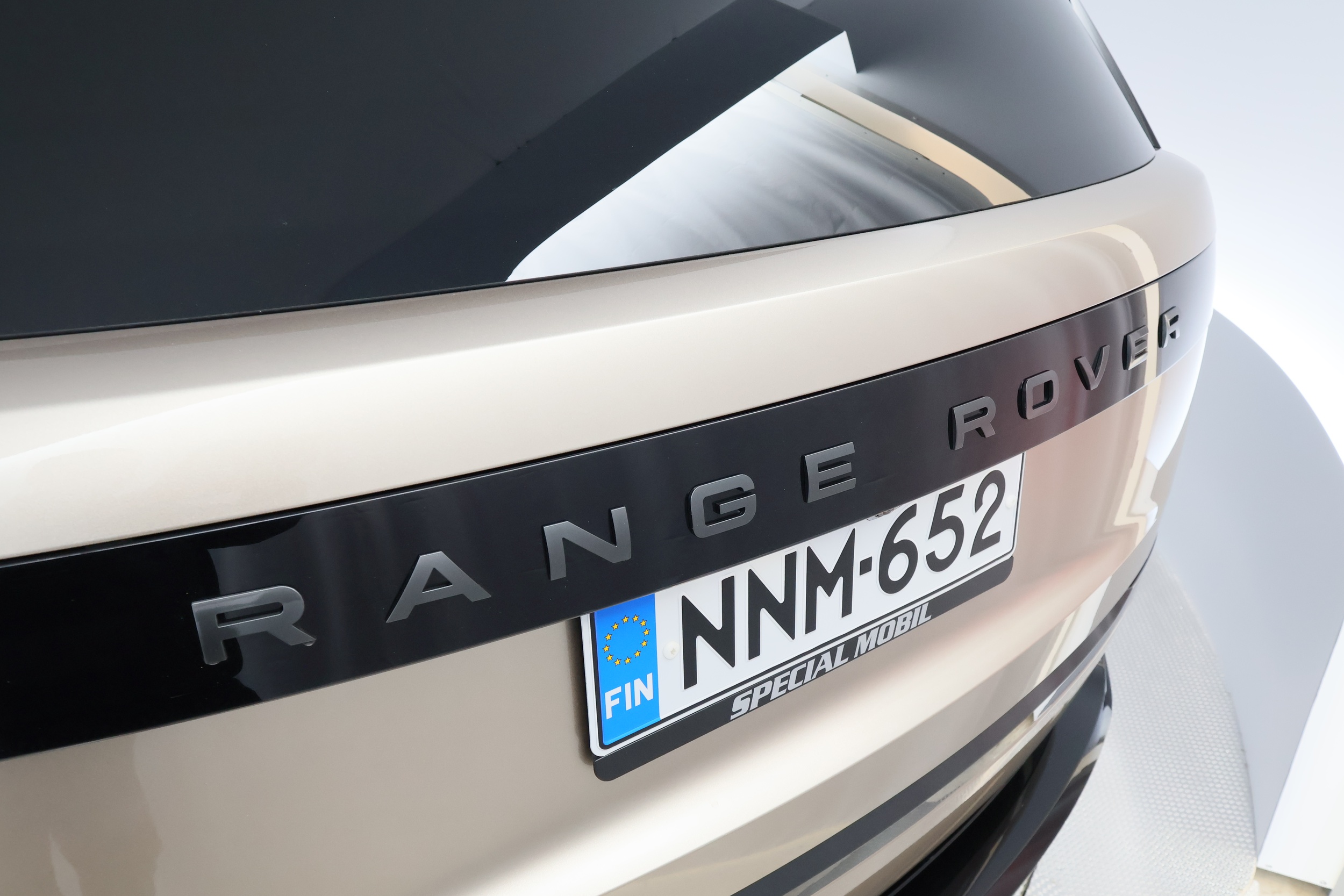Land Rover Range Rover P460e Plug-in Hybrid Autobiography LWB *Sunset ...